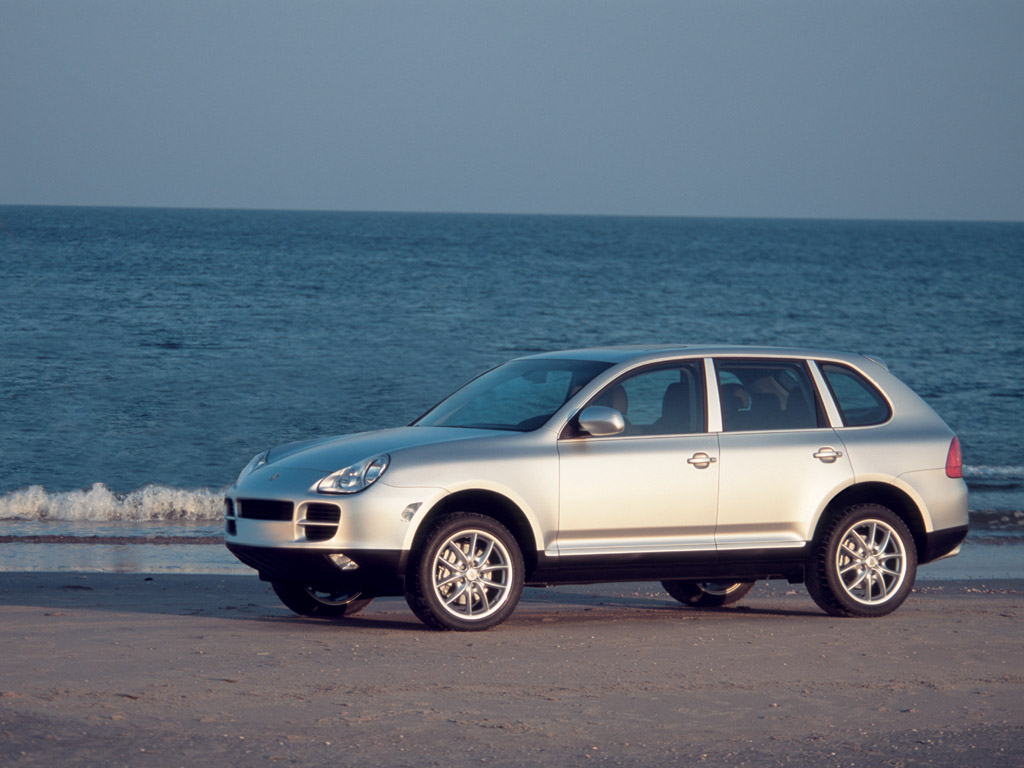 Porsche Cayenne (955) 3.2i (250)